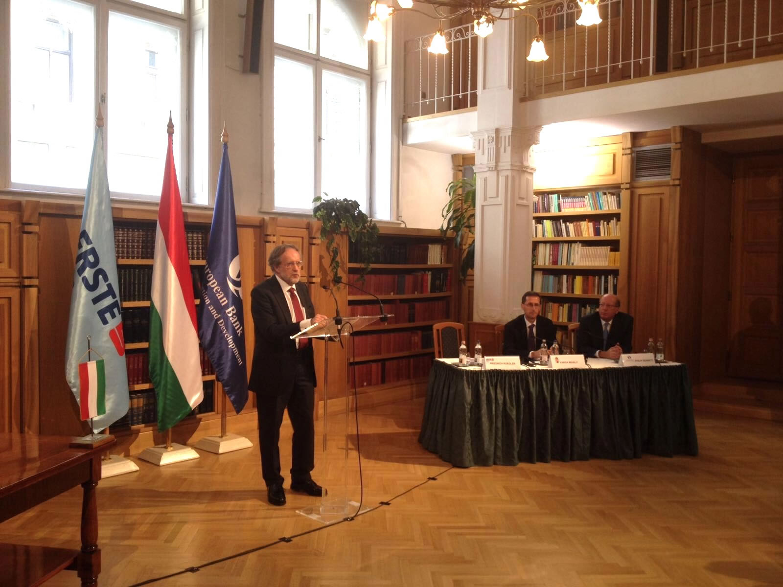 Hungary and EBRD acquire minority stakes in Erste Bank Hungary Zrt ...