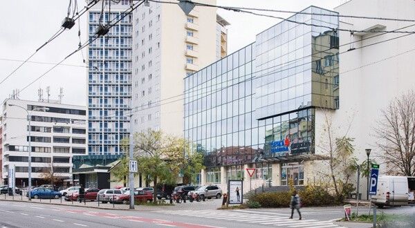 Erste Premier centra | Erste Premier