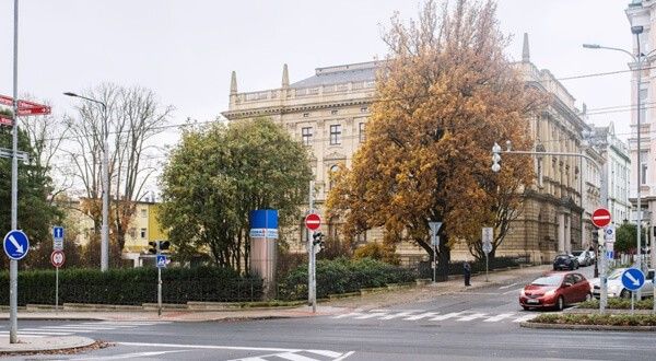 Erste Premier centra | Erste Premier