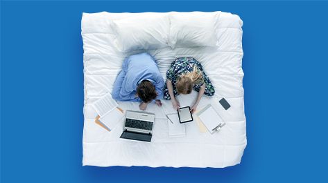 Cum poti amana rata la BCR. Ce trebuie sa faci