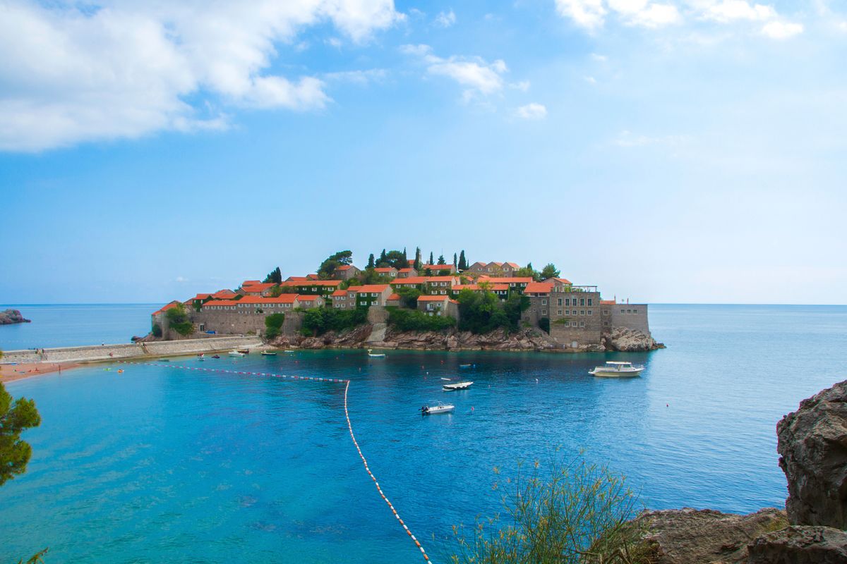 Montenegro | Erste Group Bank AG