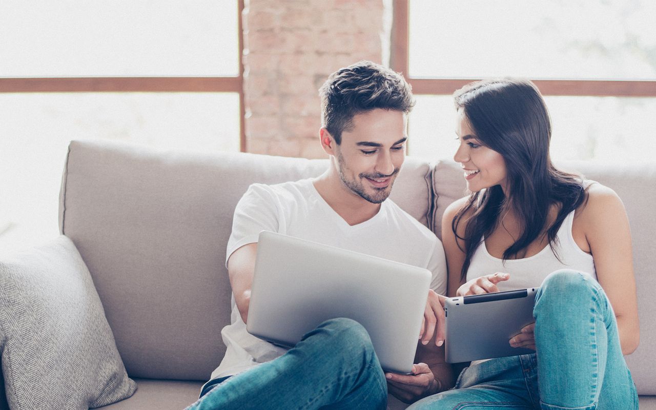 Cardul BCR MasterCard / Visa Electron | Banca Comercială Română