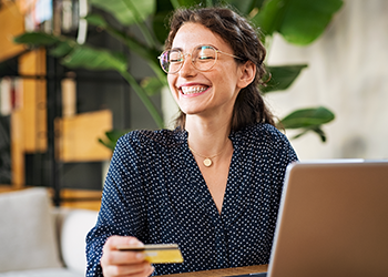 Card de credit Visa Gold | Carduri de credit pentru cumparaturi | BCR ...