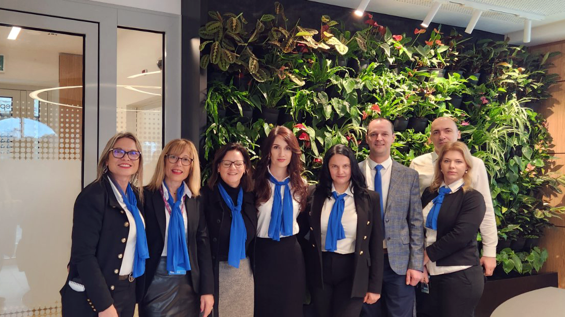 Pilot-projekt bezgotovinske poslovnice